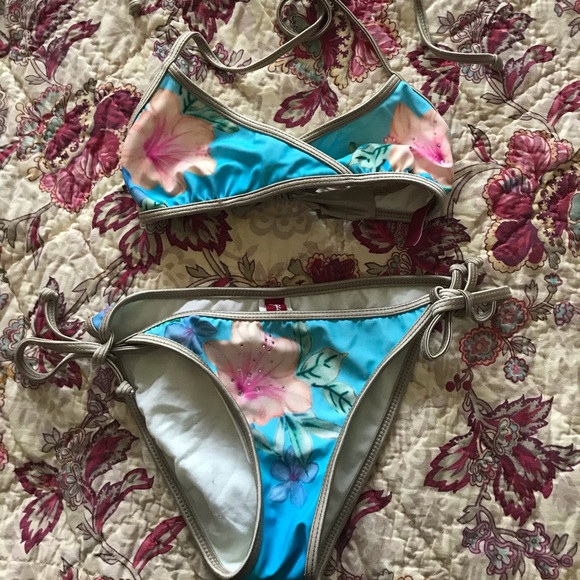 Guess | Swim | Guess Vintage Bikini Set | Poshmark